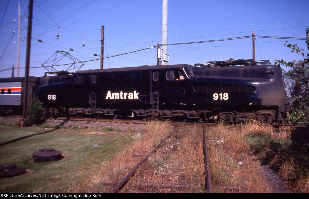 Amtrak GG1 918 eastbound
